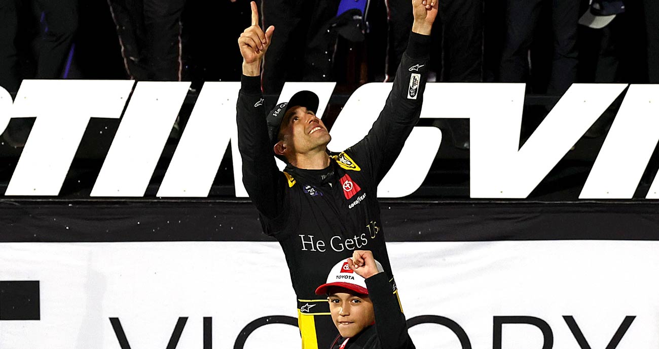 Almirola sweeps '24 Xfinity Series races at Martinsville | NASCAR