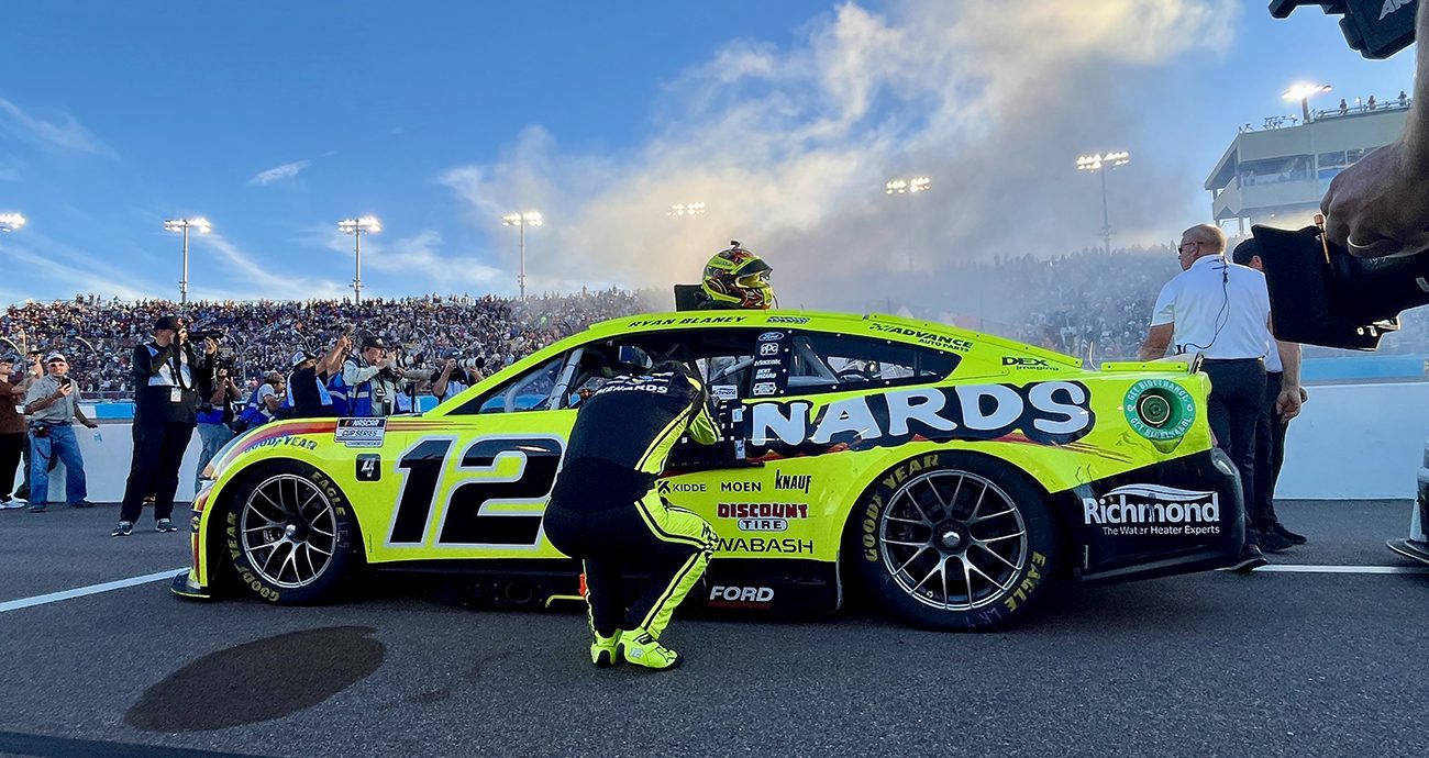 Ryan Blaney falls short in Cup title defense at Phoenix | NASCAR