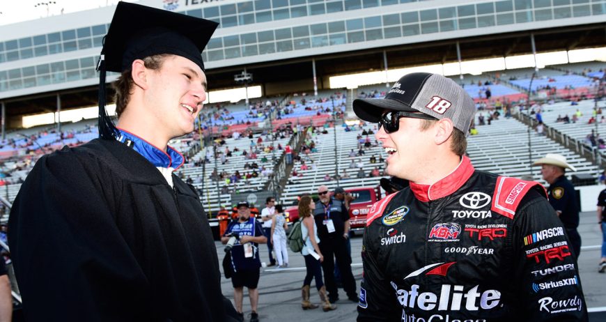 Noah Gragson, others dish on fraternity among drivers | NASCAR