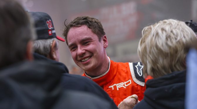 Bell wins at Tulsa Shootout in photo finish with Larson - NASCAR