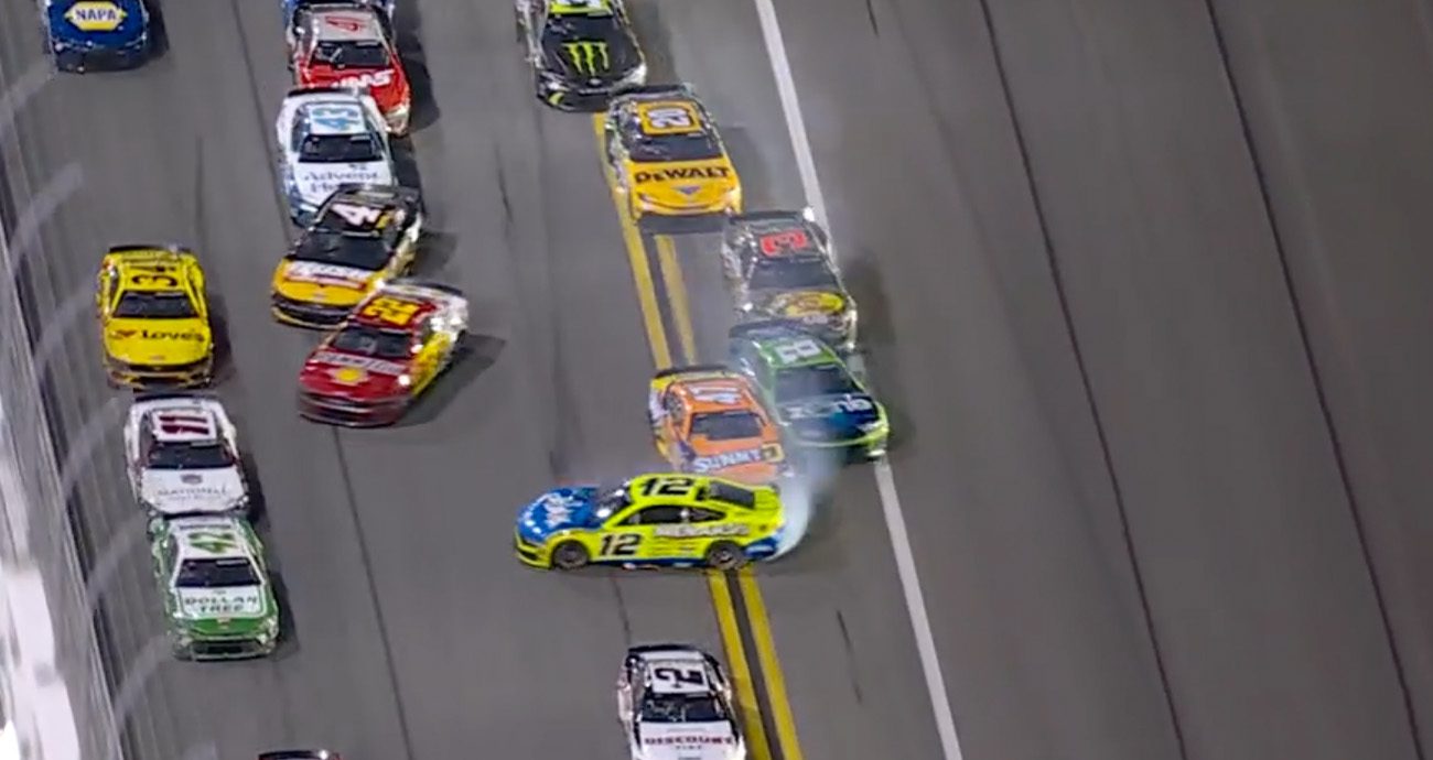 Huge wreck strikes late in the Daytona 500, taking out several big ...