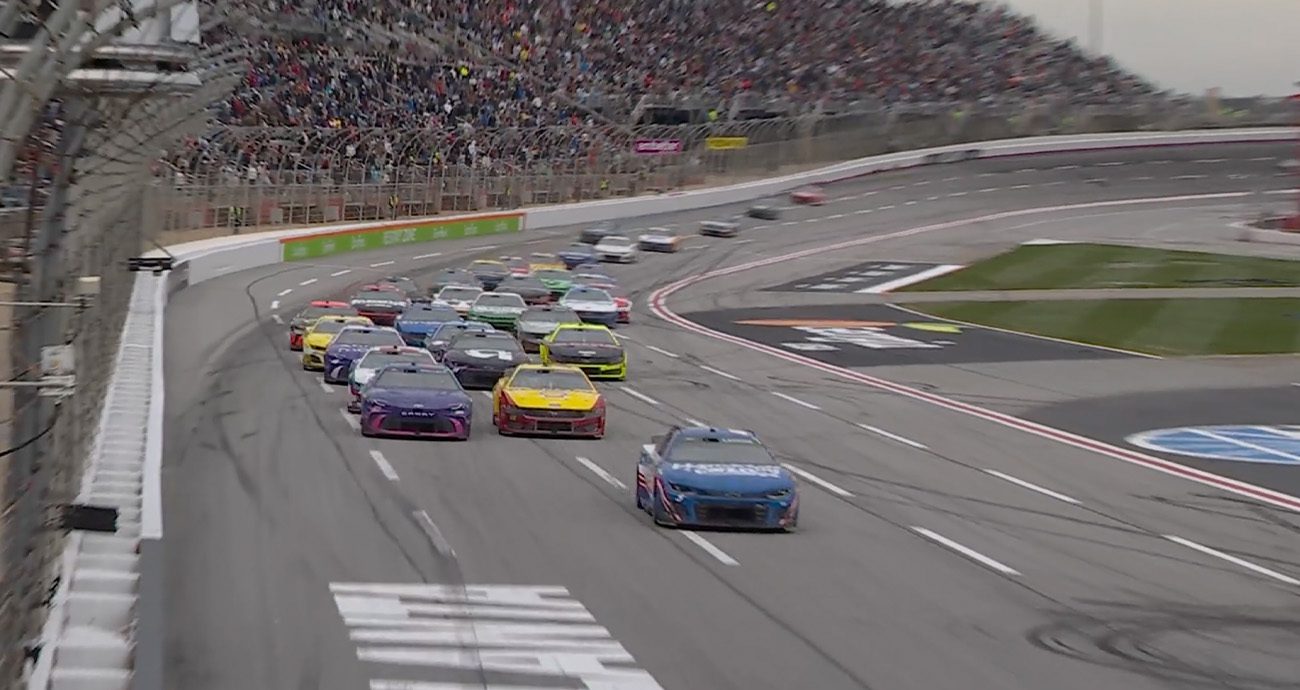 Kyle Larson holds on to claim wild Stage 2 victory | NASCAR