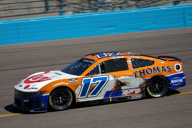 Full Cup Series field for 2025 Phoenix spring race | NASCAR
