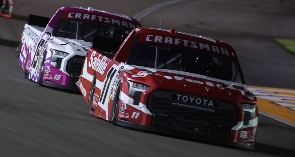 Gray sees potential first victory slip at Las Vegas | NASCAR