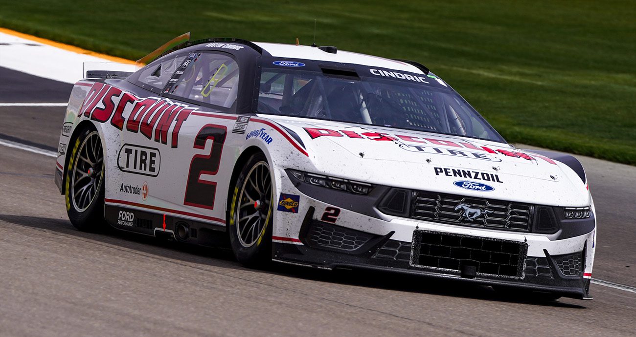 Austin Cindric secures Stage 1 in Sin City - NASCAR