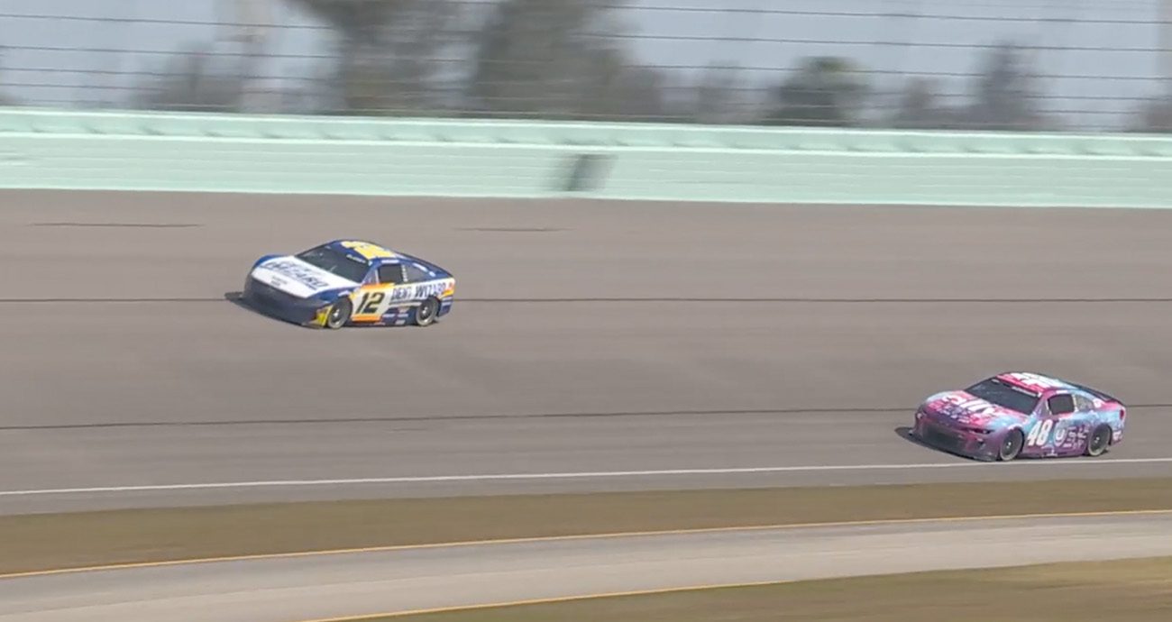 Ryan Blaney rides high line to claim Stage 1 win - NASCAR