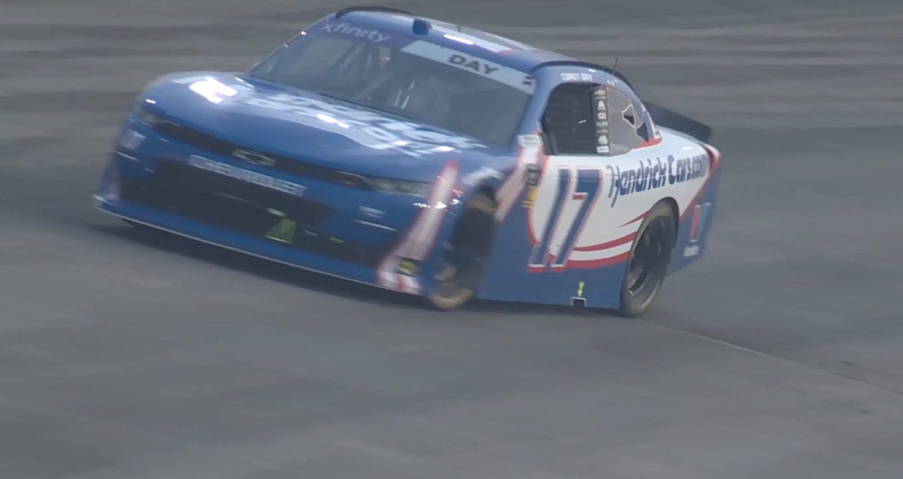 Corey Day spins in Turn 2 to end Stage 1 at Nashville - NASCAR