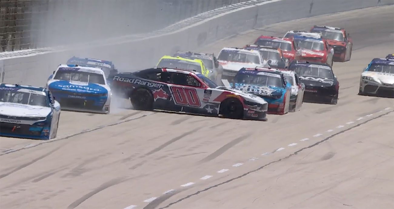 Sheldon Creed thumps inside wall after Texas spin | NASCAR