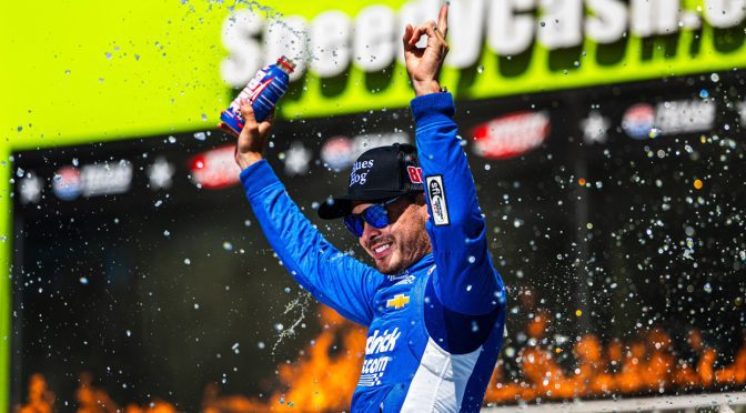 Kyle Larson a super-sub in Xfinity Series win at Texas | NASCAR