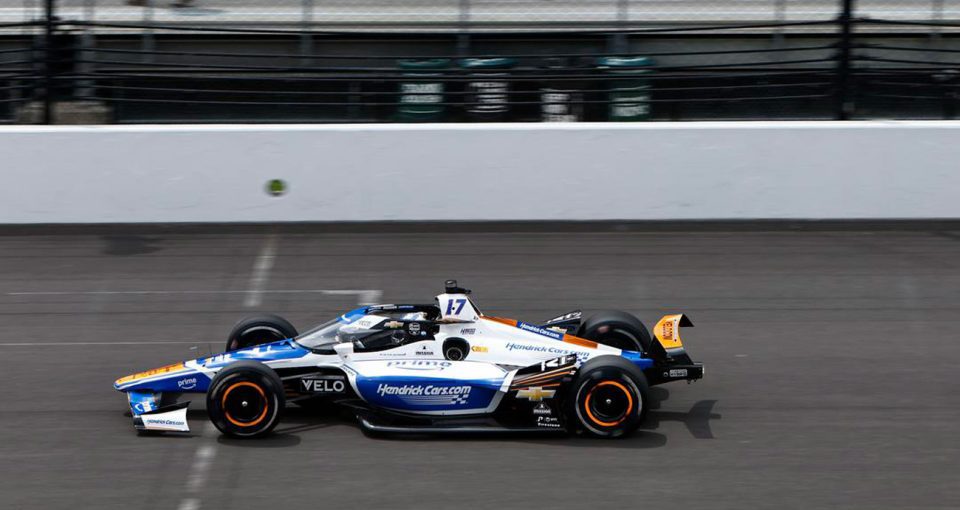 Larson makes his return for first 2025 Indy 500 practice - NASCAR