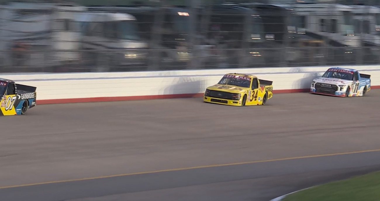 Layne Riggs claims Stage 1 victory over Corey Heim - NASCAR