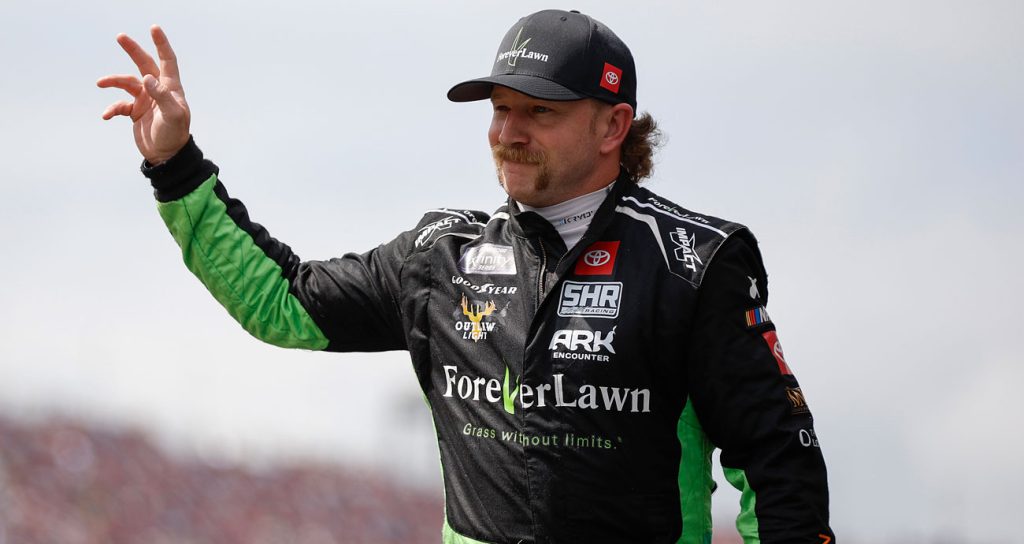 Earnhardt making most of limited Xfinity schedule | NASCAR
