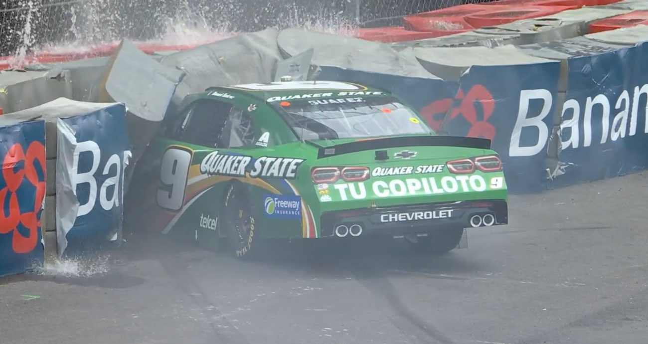 Daniel Suárez slams into wall during Xfinity qualifying | NASCAR