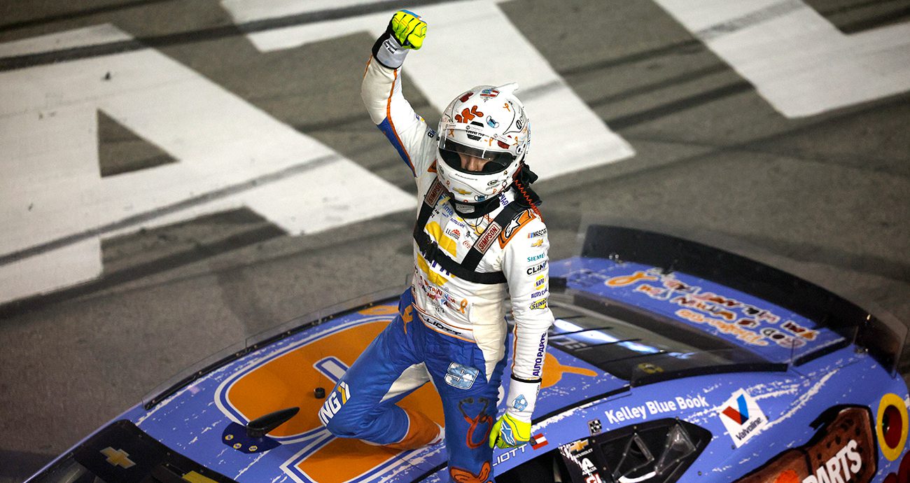 Analysis: Elliott, Hendrick punch another playoff ticket | NASCAR