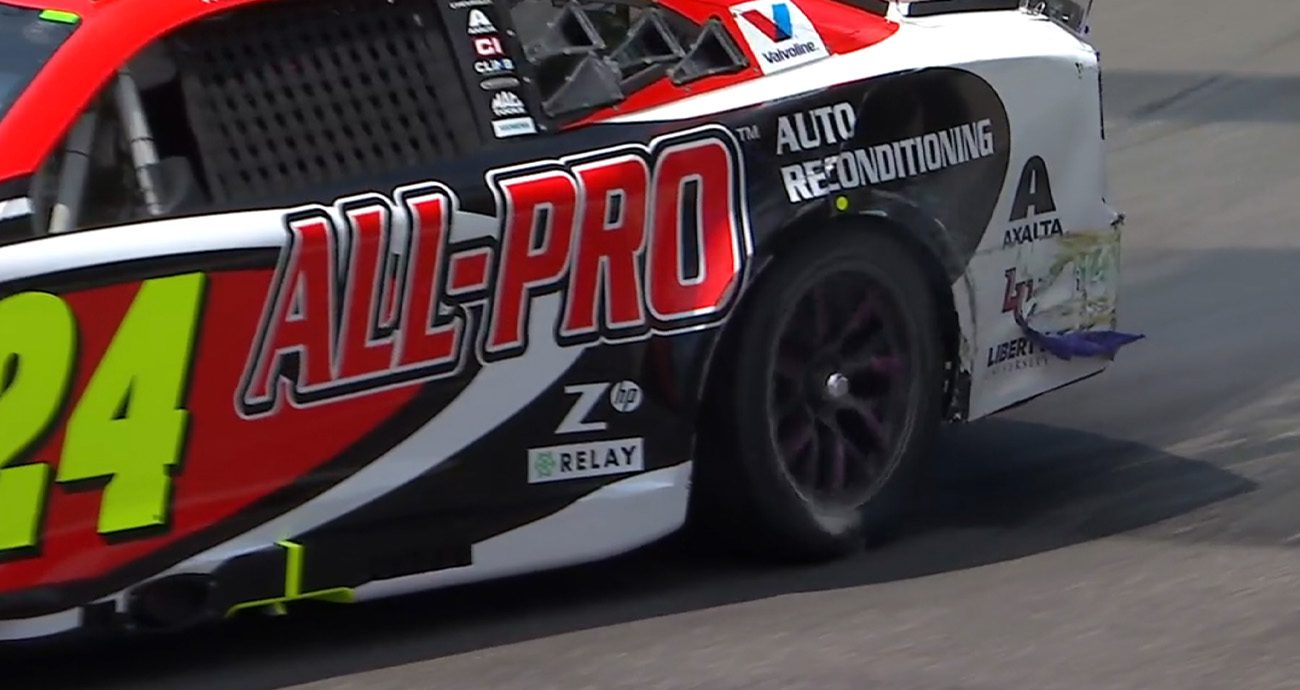 William Byron gets loose, slams outside wall in practice - NASCAR