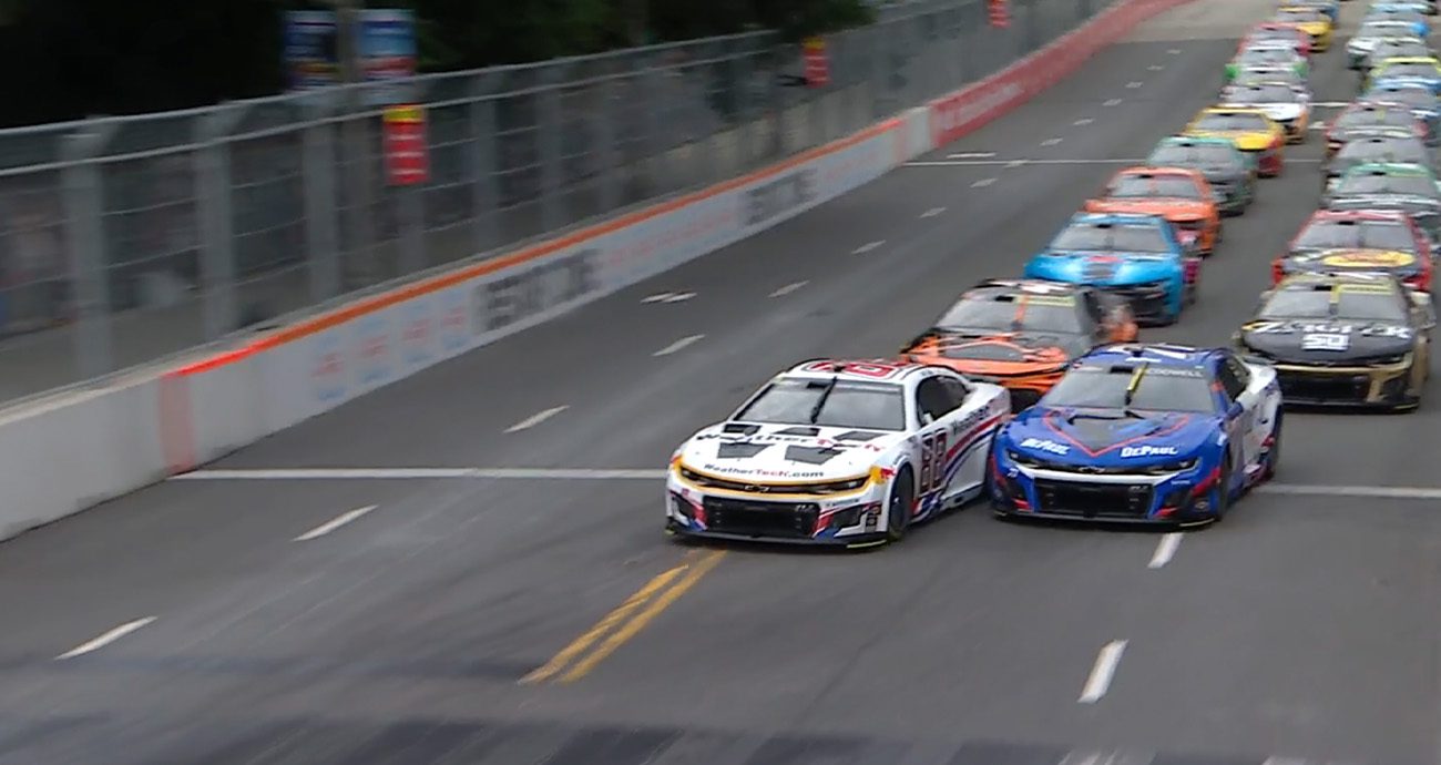 SVG, Michael McDowell lead field to green at Chicago - NASCAR