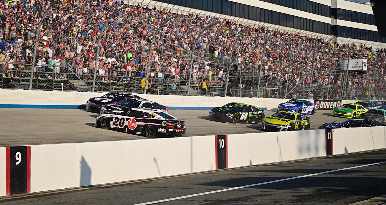 Bell's late-race spin: 'He's putting it all on the line' - NASCAR