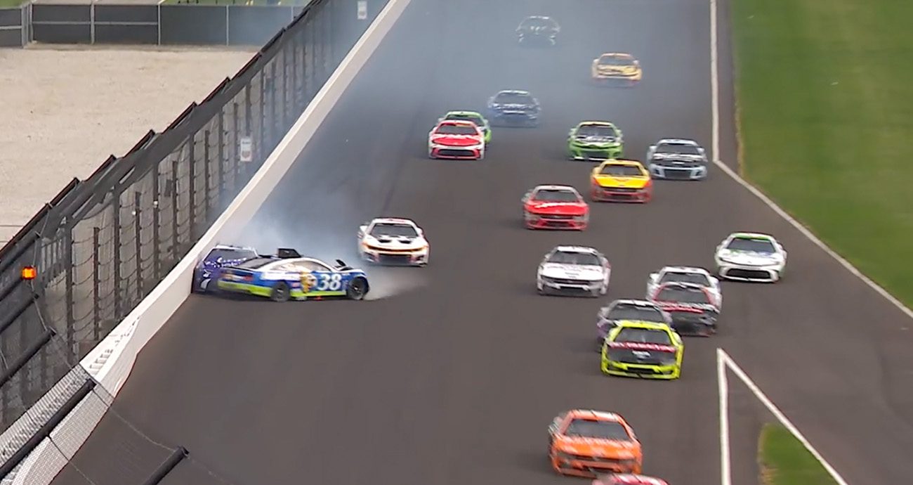 Chaotic restart sees Smith around as racing resumes | NASCAR