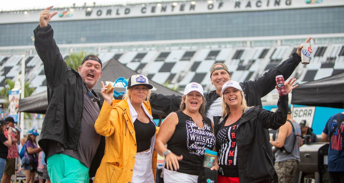 0821 - DIS CAMPERFEST - Official Site Of NASCAR