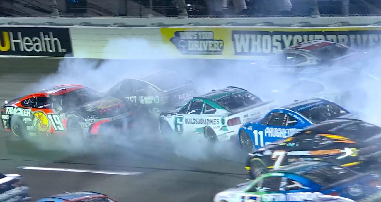 The 'Big One' strikes on Richmond restart in Stage 2 | NASCAR