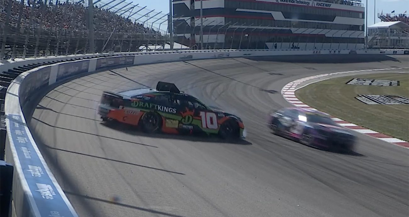 Austin Dillon makes contact with brother Ty | NASCAR