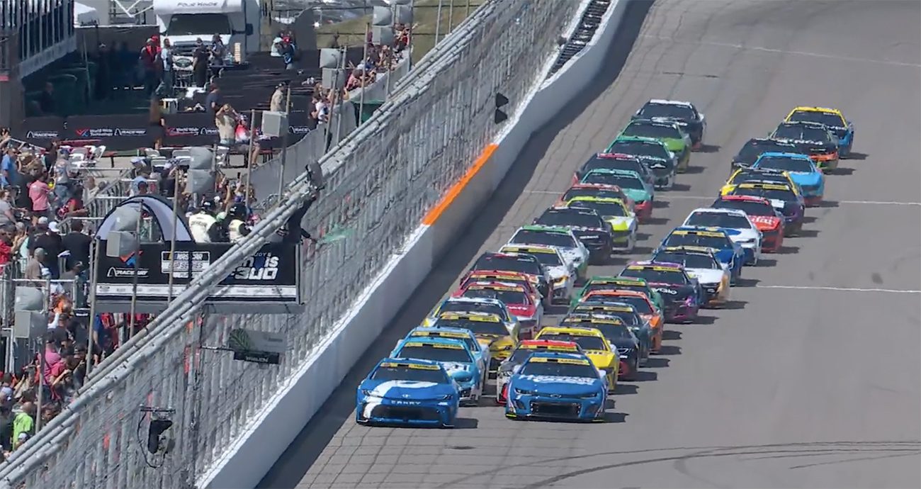 Inaugural Gateway Cup playoff race green at St. Louis | NASCAR