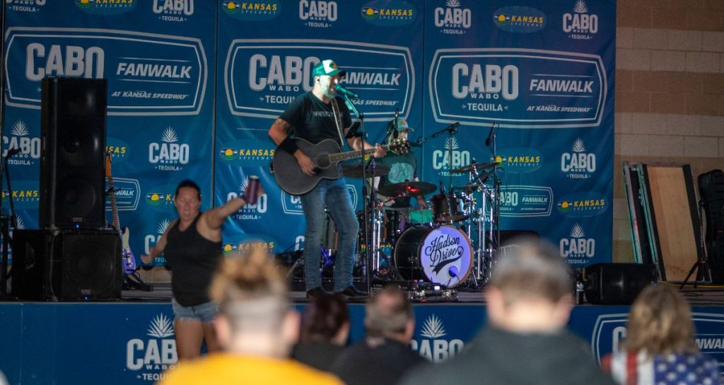 0927 - KAS CONCERT - Official Site Of NASCAR