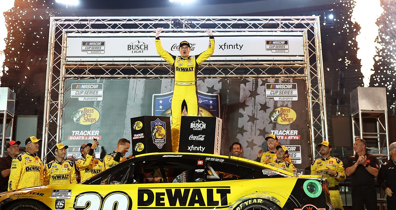 Bell completes JGR Round of 16 sweep, wins Bristol | NASCAR