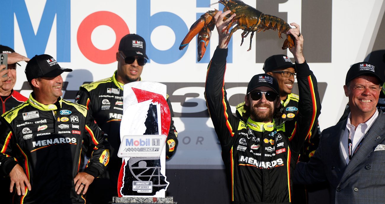 Blaney holds off Berry, clinches Round of 8 at Loudon | NASCAR