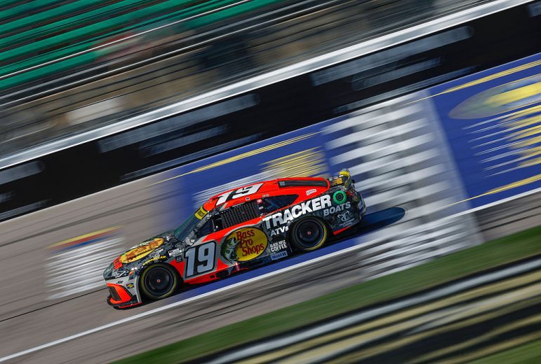 At-track photos: 2025 Kansas playoff weekend | NASCAR