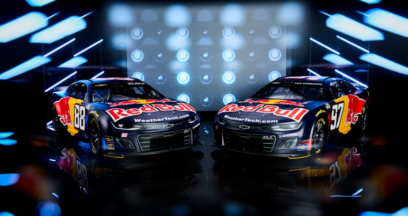 Trackhouse debuts new Red Bull looks for SVG, Zilisch | NASCAR