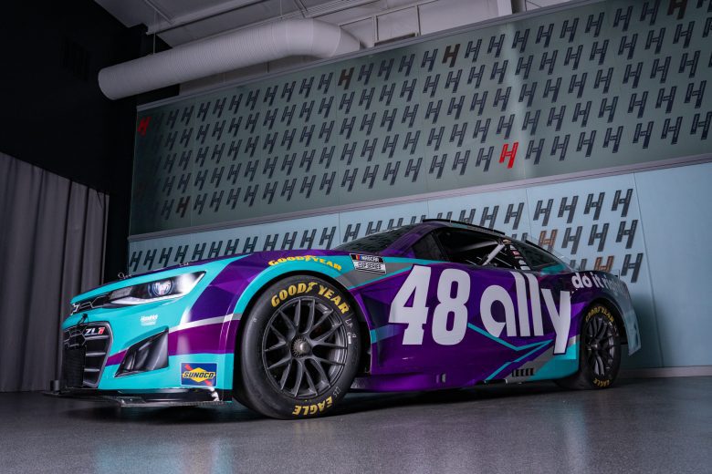 Hendrick, Bowman unveil 2026 Ally paint scheme | NASCAR