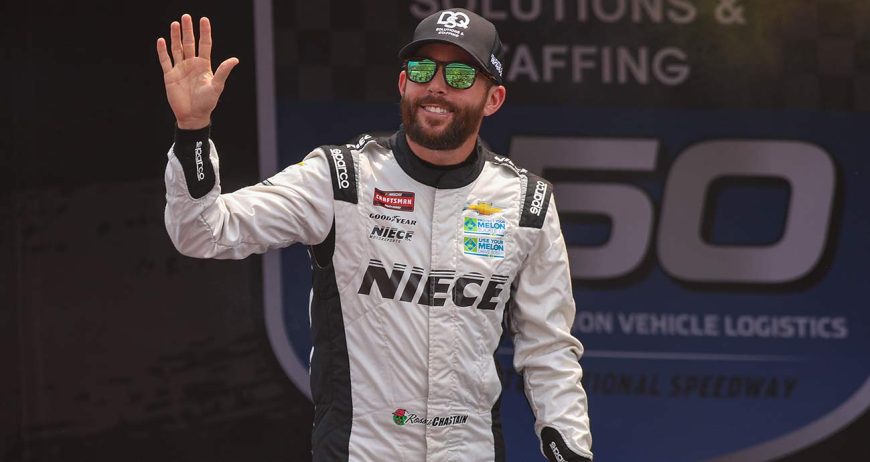 Ross Chastain re-ups with Niece Motorsports for 2026 | NASCAR