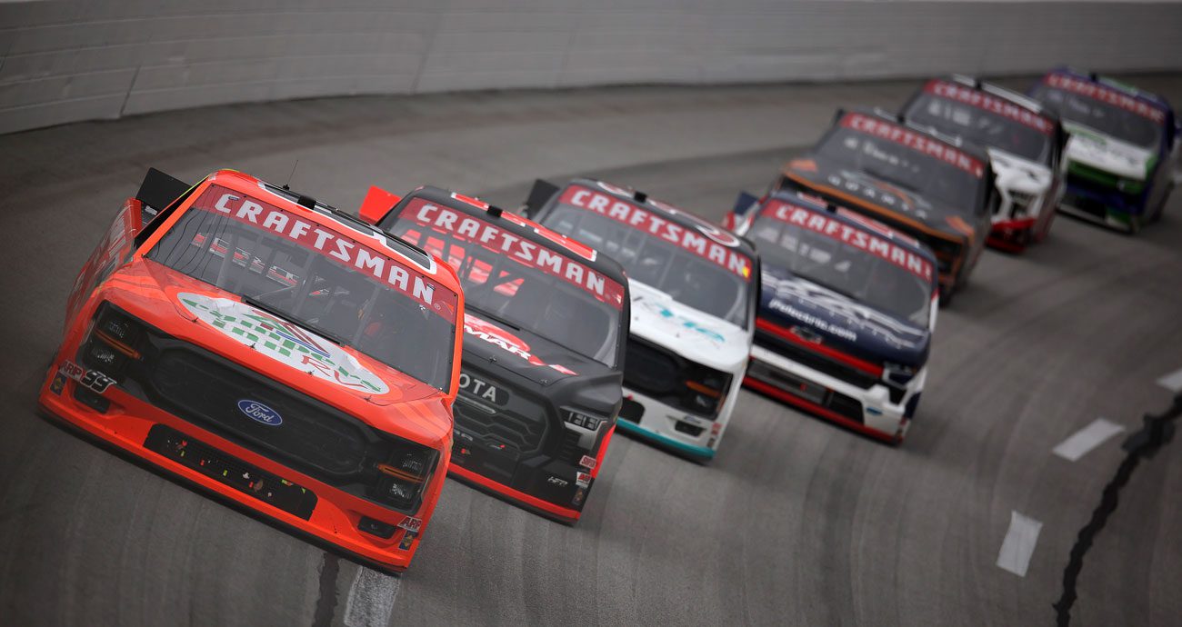 Rhodes rallies to EchoPark top five after miscalculation | NASCAR