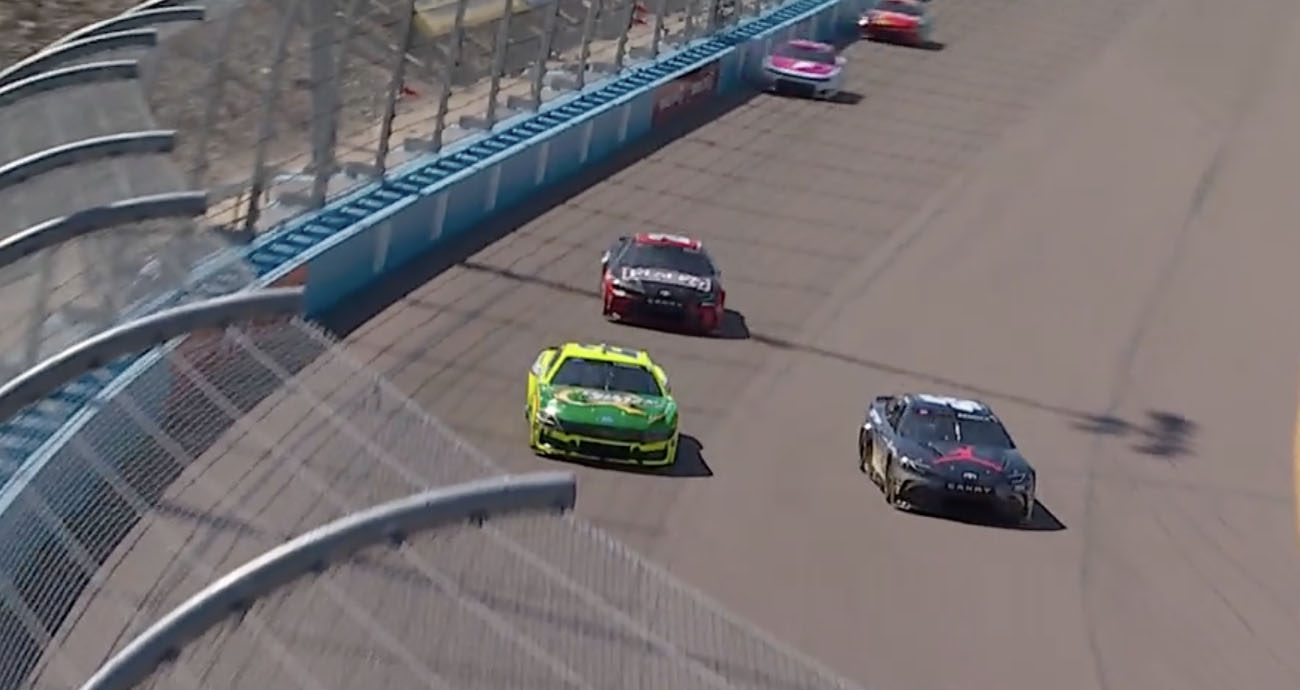 Reddick passes Cindric for third but reports early issues | NASCAR
