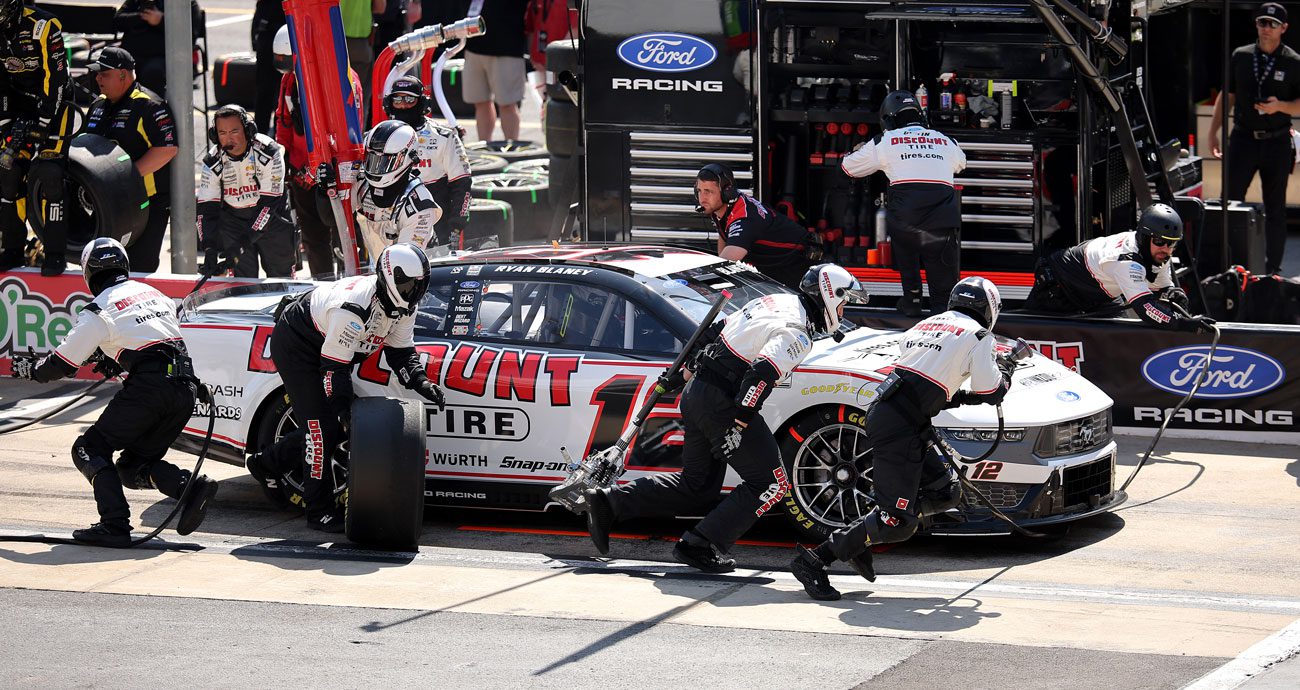 Team Penske makes pit-crew change ahead of Kansas | NASCAR