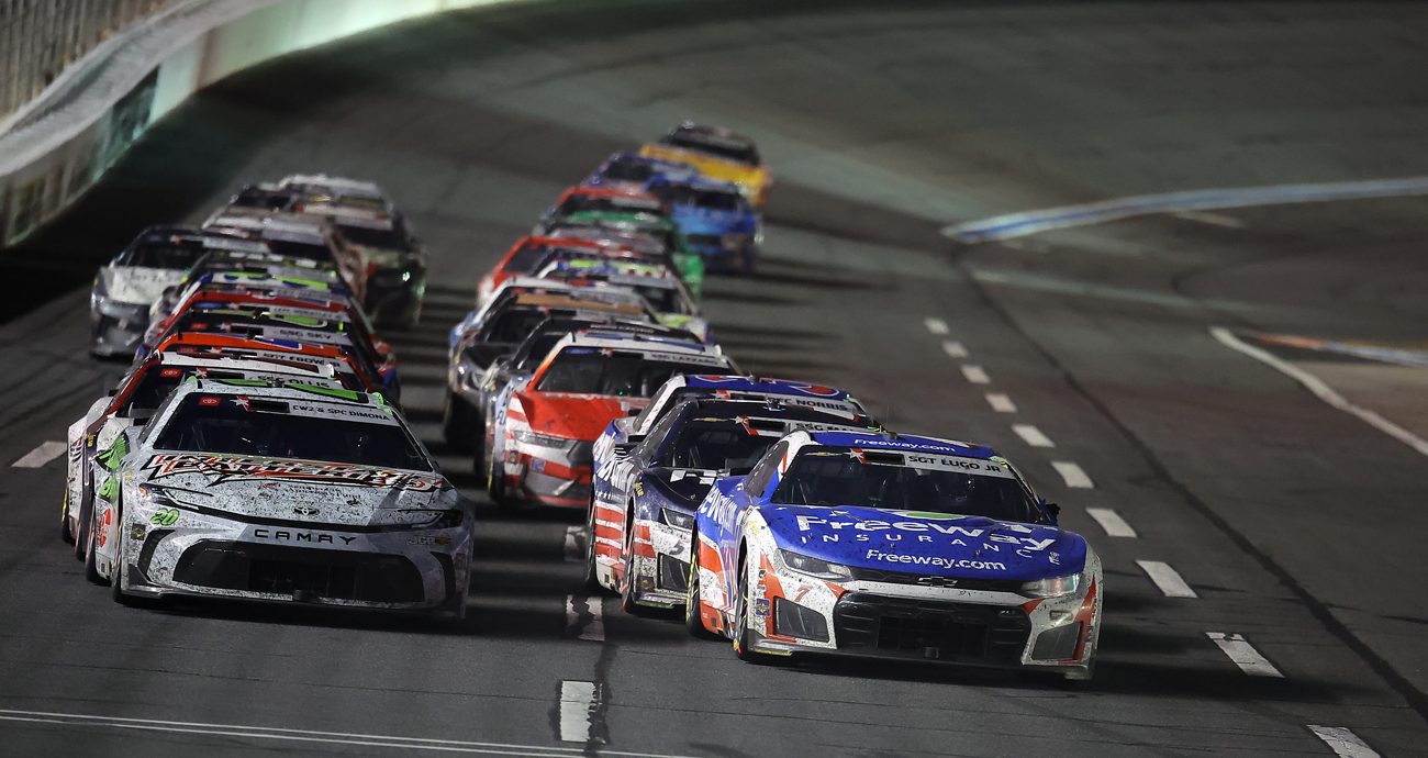 How Daniel Suárez won the restarts at Charlotte | NASCAR