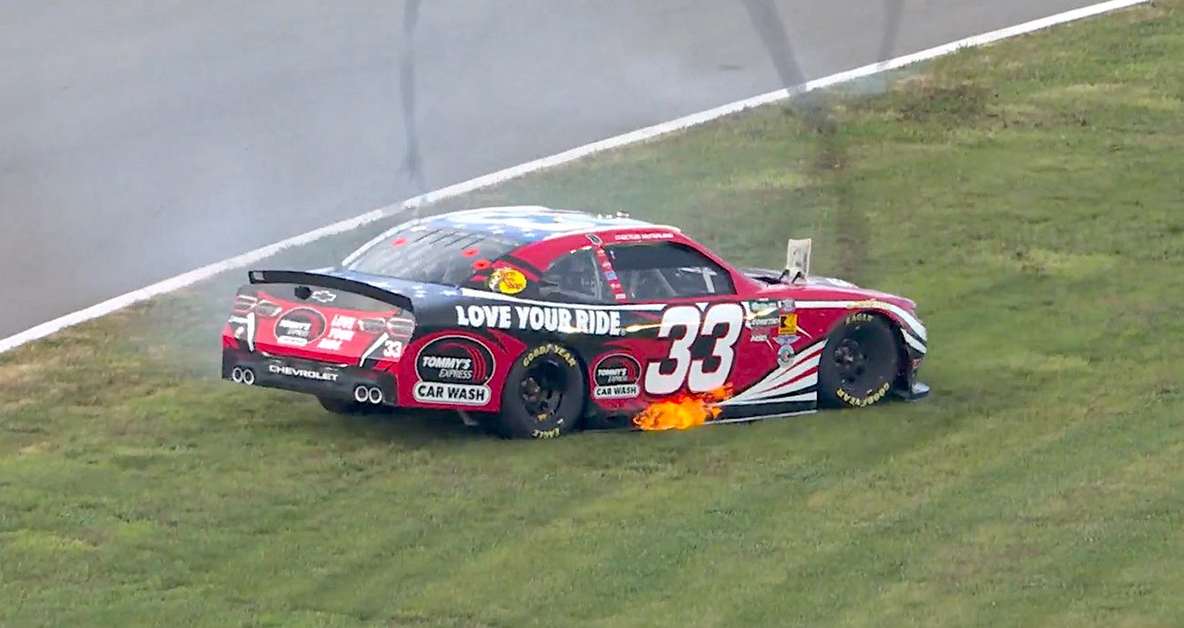 Cleetus McFarland spins as Jesse Love wins Stage 1 | NASCAR