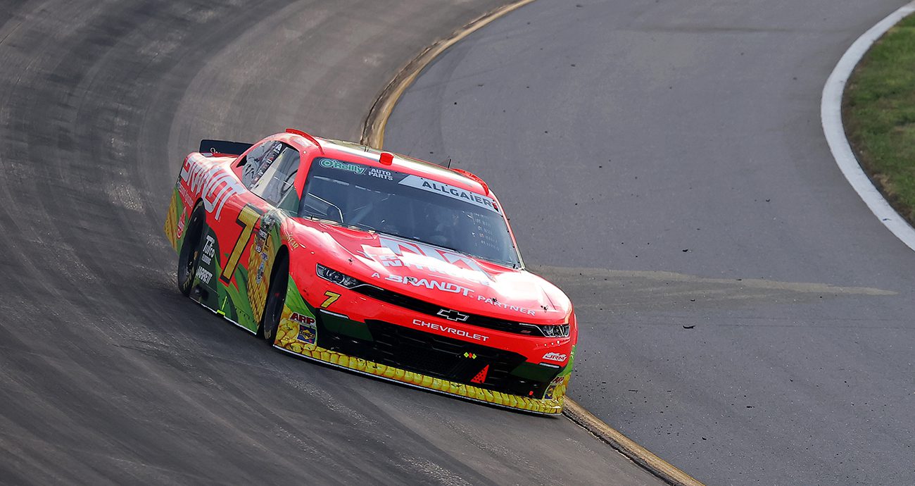 Allgaier passes Crews late for O'Reilly win at Nashville | NASCAR