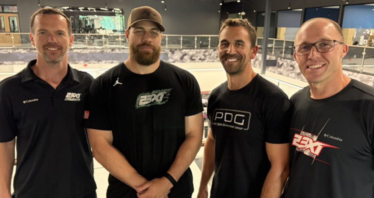 Navy SEALs, 23XI crew connect ahead of San Diego | NASCAR