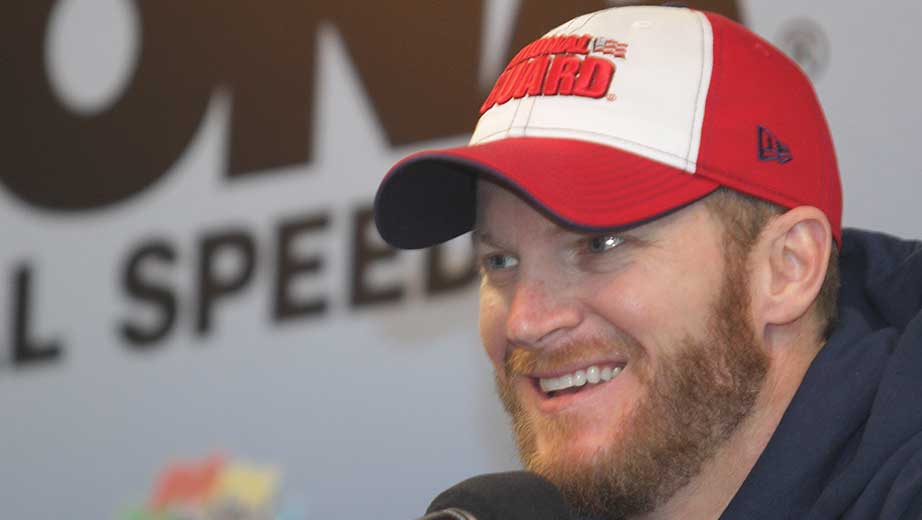 NASCAR to penalize tandem drafting | Official Site Of NASCAR