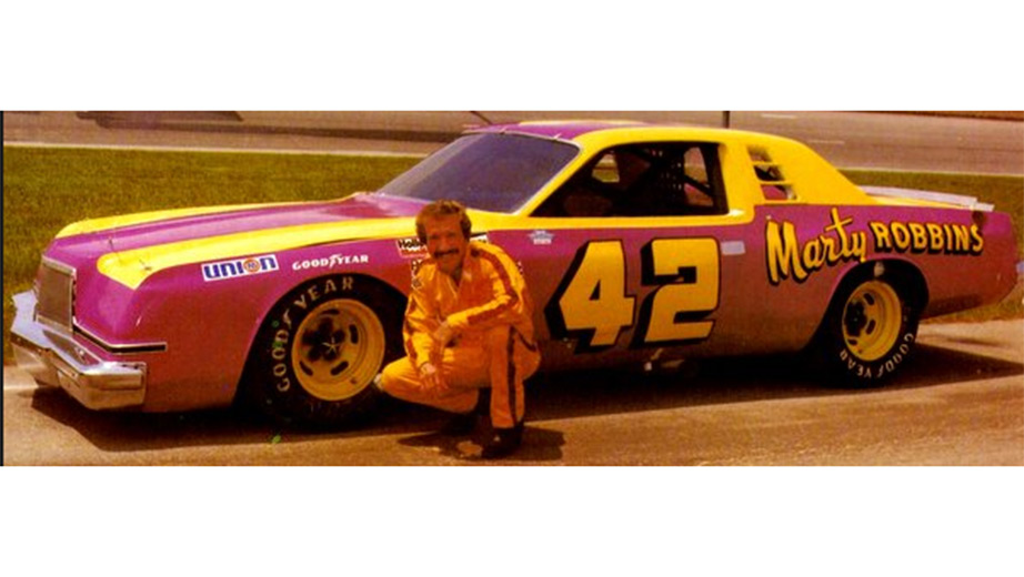 Larson honors country star with throwback scheme - Official Site Of NASCAR